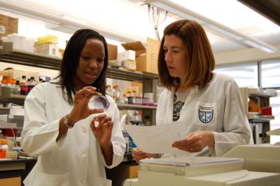 Catherine Denicourt, Erica Kin [IMAGE] | EurekAlert! Science News Releases