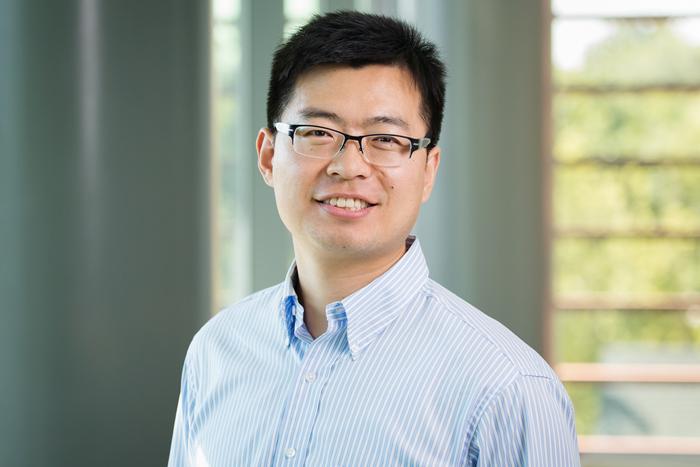 Lijun Liu, University of Illin [IMAGE] | EurekAlert! Science News Releases