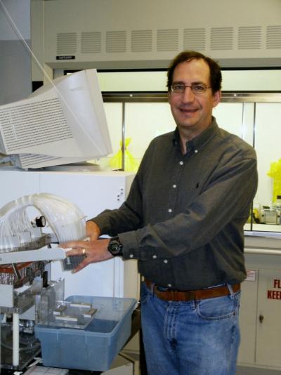 Bryan Roth, M.D., Ph.D., Unive [IMAGE] | EurekAlert! Science News Releases