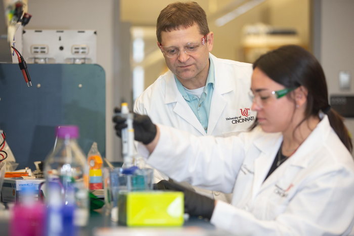 Waters lab research [IMAGE] | EurekAlert! Science News Releases