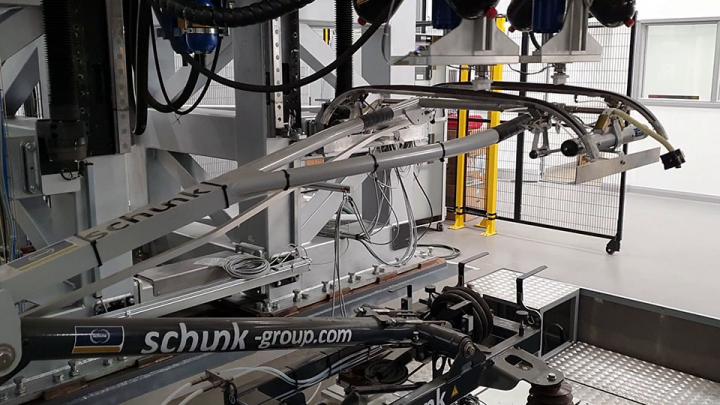 Pantograph test rig at Univers [IMAGE] | EurekAlert! Science News Releases