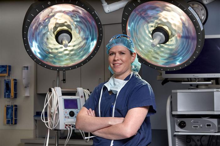 Dr. Lauren Geaney in operating [IMAGE] | EurekAlert! Science News Releases