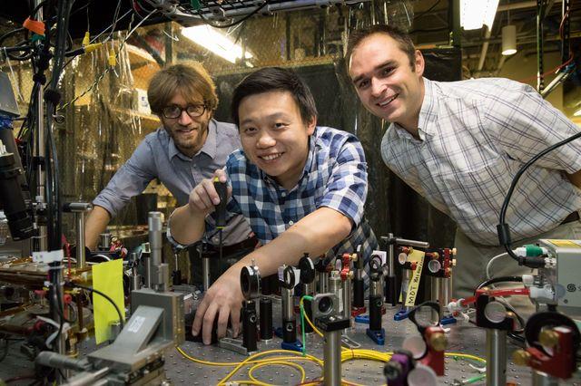 UCLA physicists demonstrate method to study a | EurekAlert!