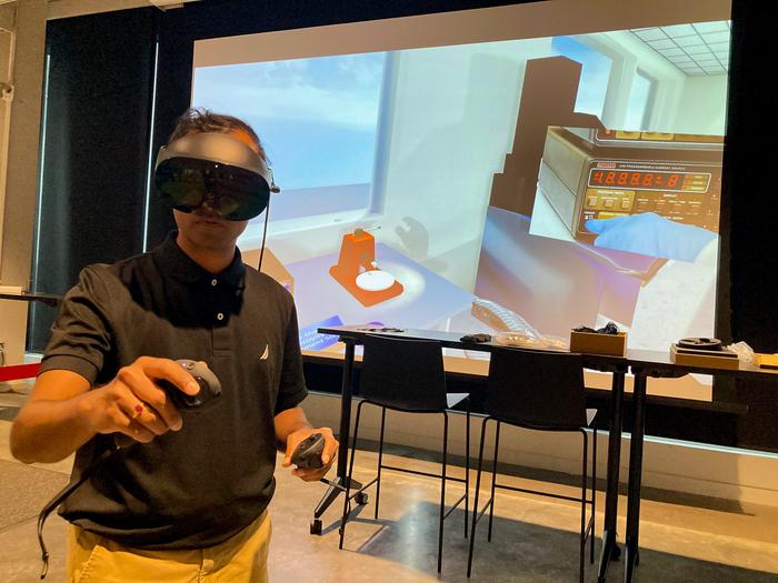 VR TRAINING [IMAGE] | EurekAlert! Science News Releases