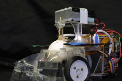 Insect drives robot to track down smells | EurekAlert!