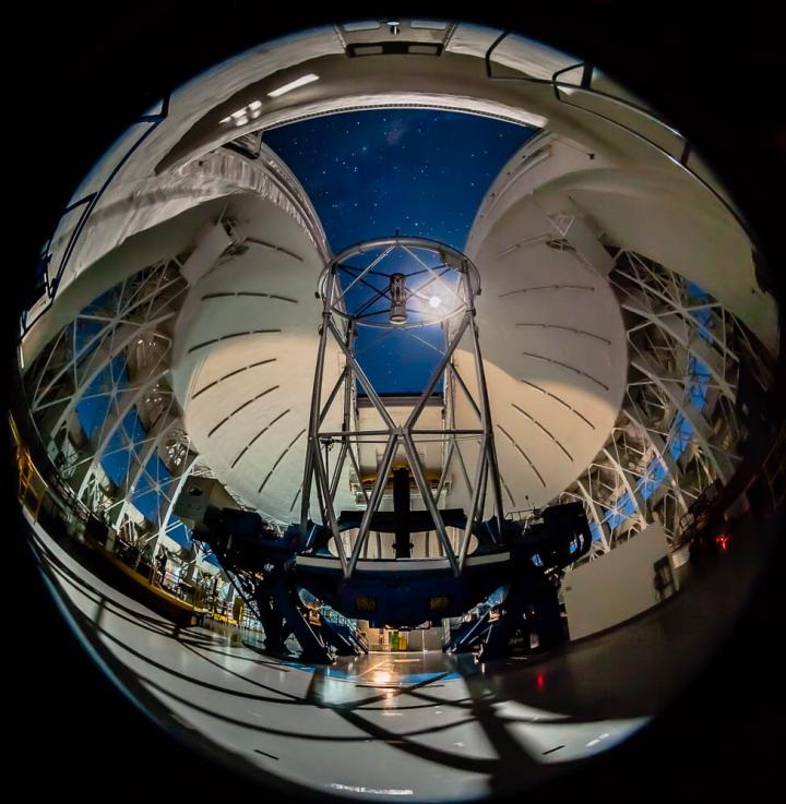 Gemini South by the Full Moon [IMAGE] | EurekAlert! Science News Releases