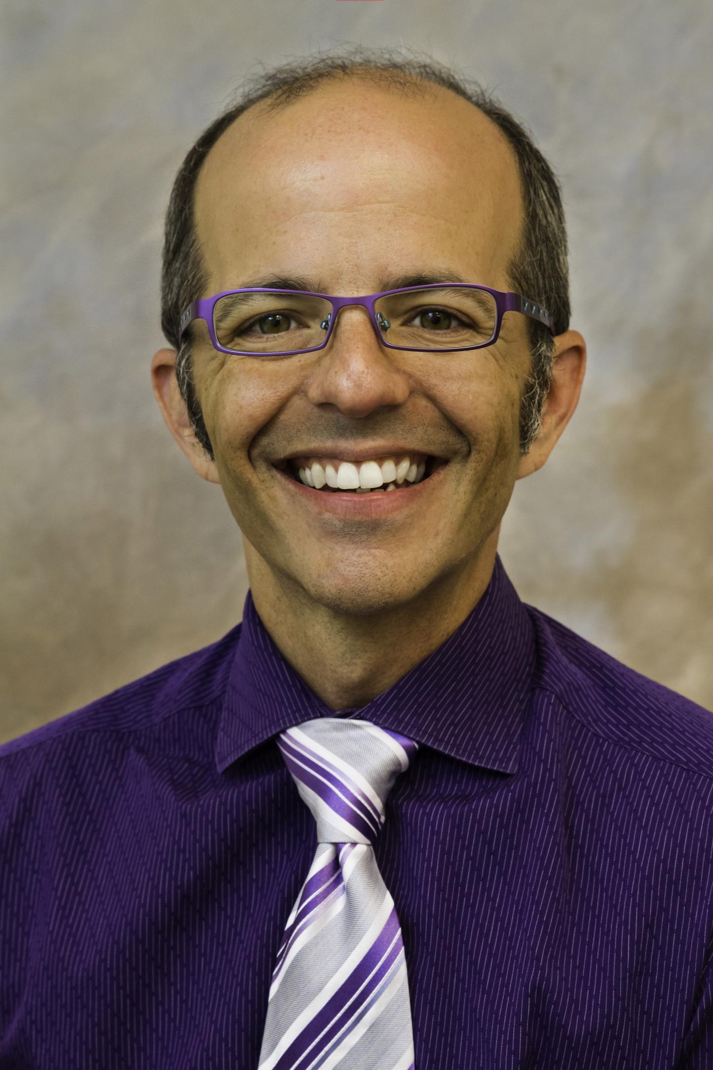 Reynol Junco, Iowa State Unive [IMAGE] | EurekAlert! Science News Releases