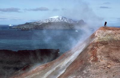Volcanoes helped species survive ice ages | EurekAlert!