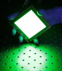 Organic LEDs Get Chlorine Boost (2 of 4) | EurekAlert!