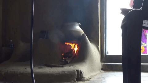 Traditional Mud Cookstove [IMAGE] | EurekAlert! Science News Releases