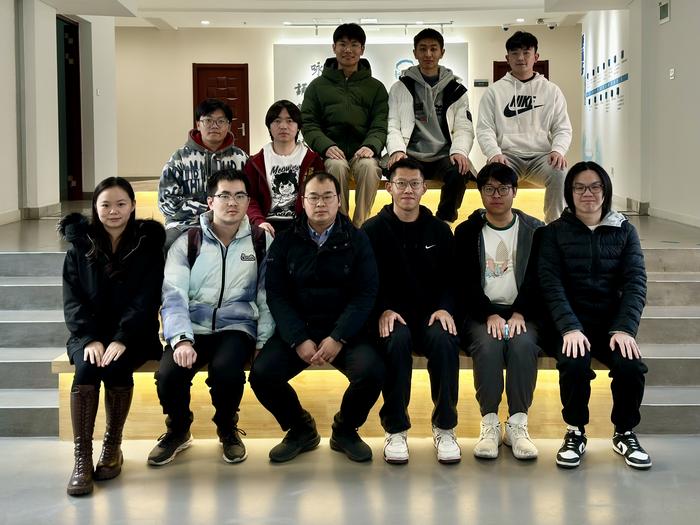 Professor Pan and his research [IMAGE] | EurekAlert! Science News Releases