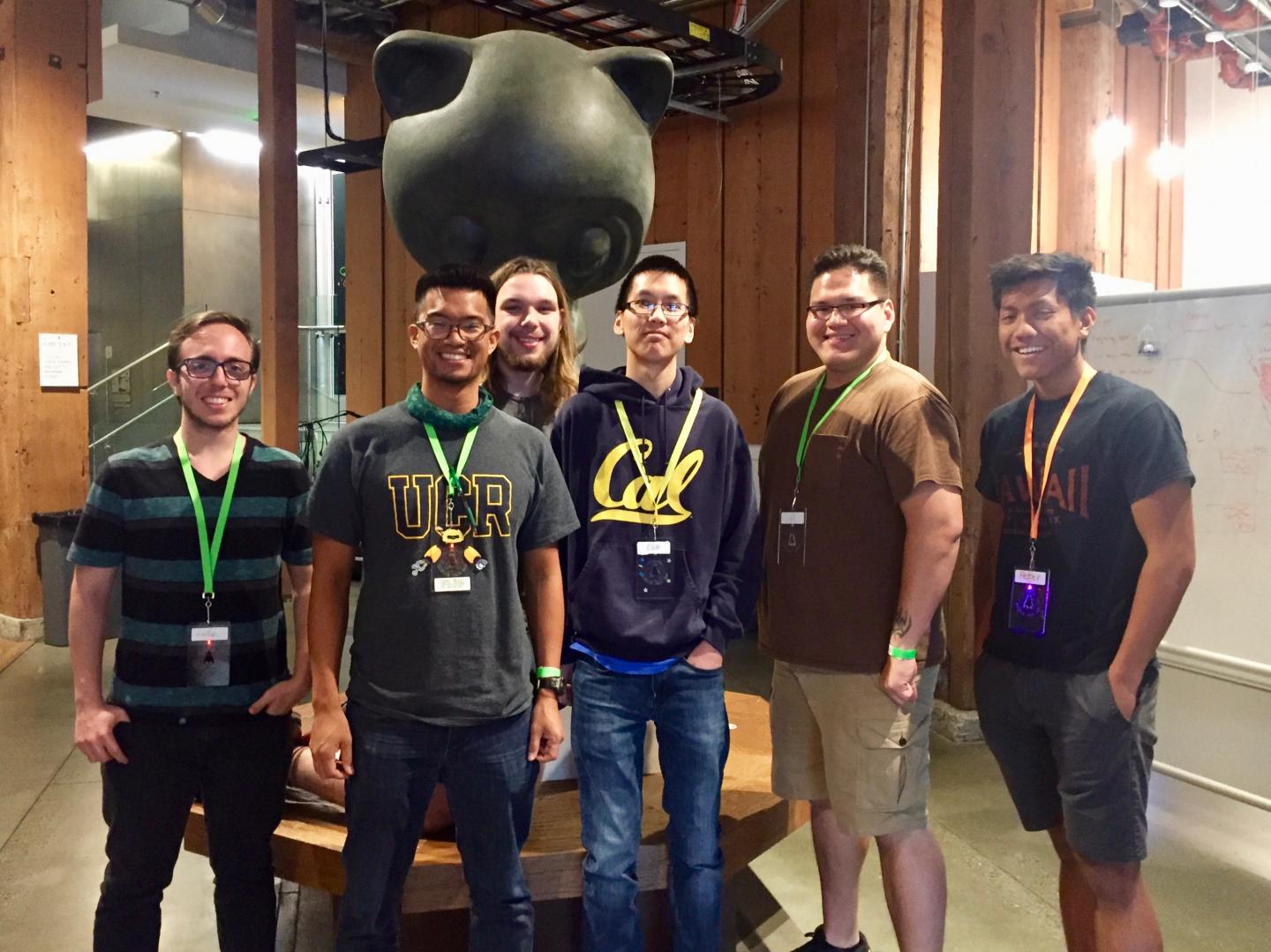 UC Riverside physicists win two awards at Sci | EurekAlert!