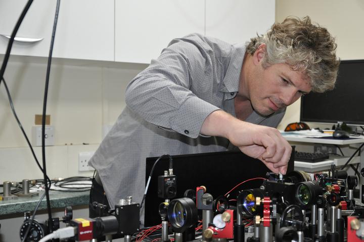Professor Otto Muskens, Univer [IMAGE] | EurekAlert! Science News Releases