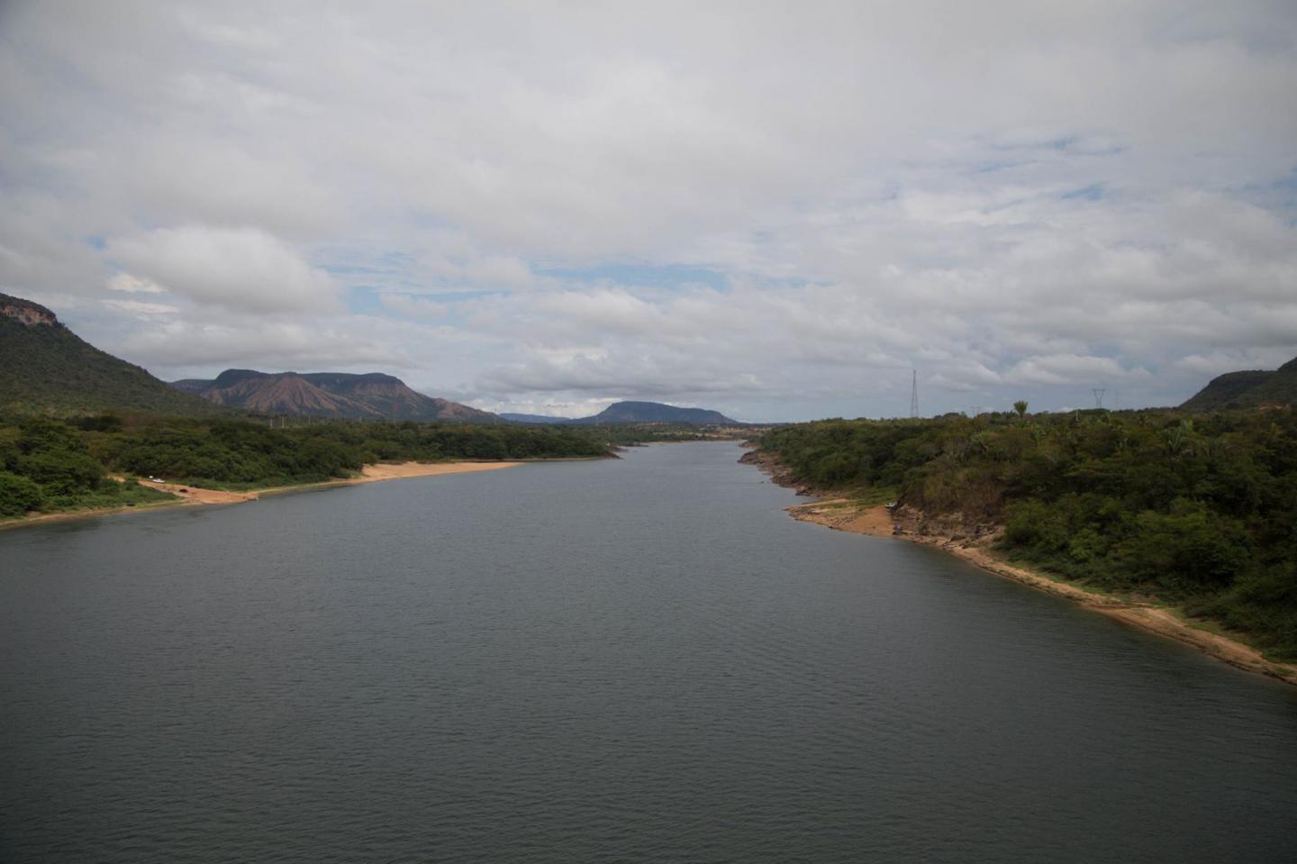 Dams Disrupt Water Flow of the Brazilian Amaz | EurekAlert!