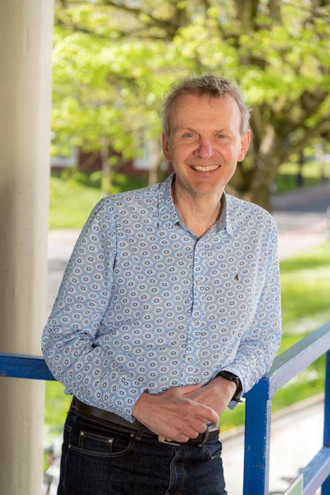 Prof Patrick Unwin [IMAGE] | EurekAlert! Science News Releases