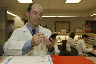 Simple online methods increase physician dise | EurekAlert!