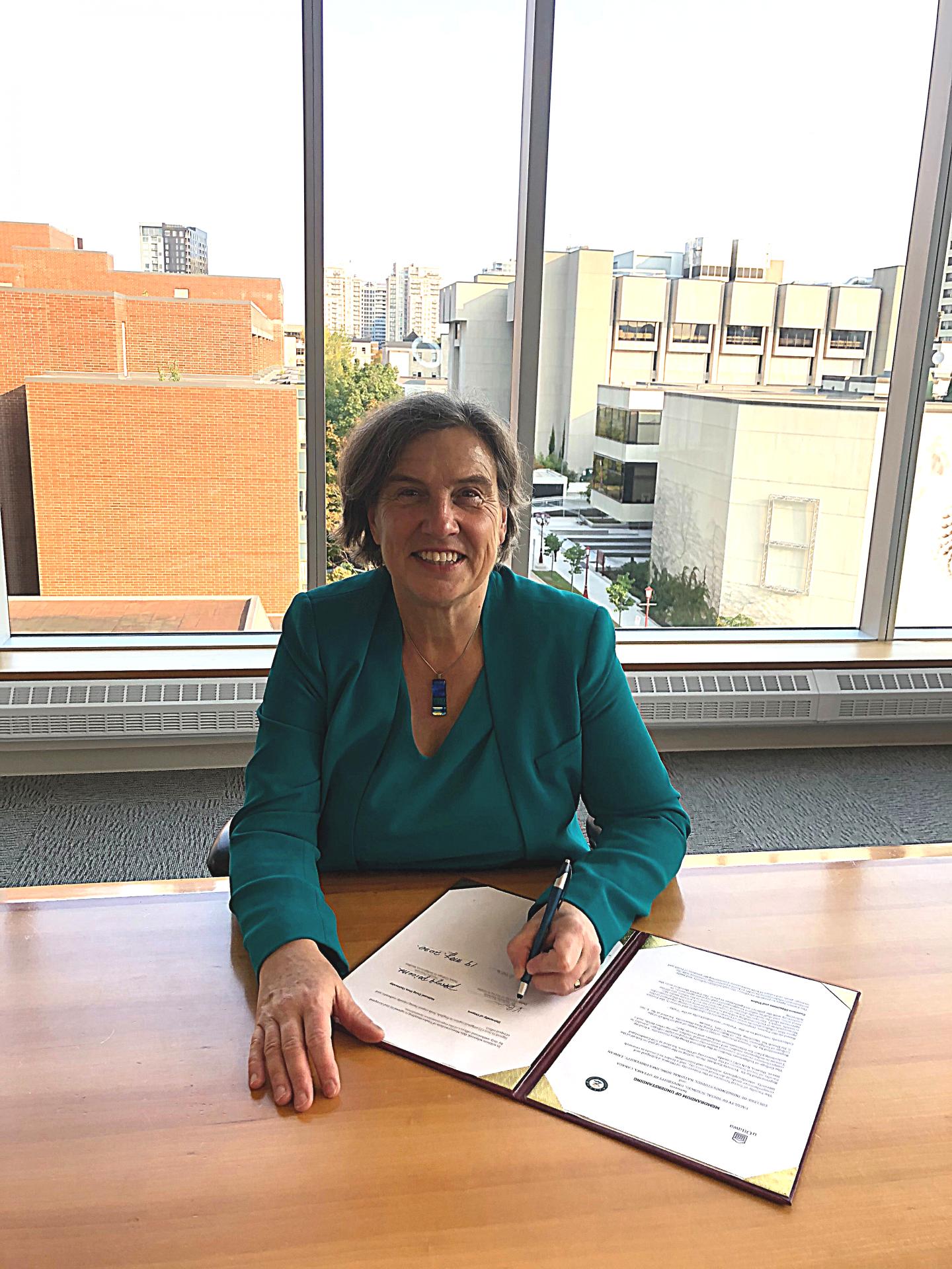 uOttawa FSS Dean Victoria Barh [IMAGE] | EurekAlert! Science News Releases