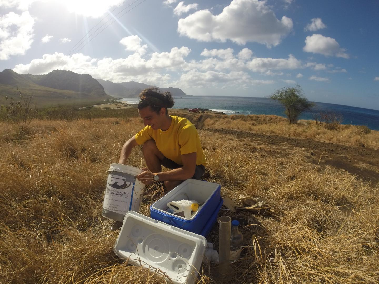 Rainfall Collection Fieldwork [IMAGE] | EurekAlert! Science News Releases