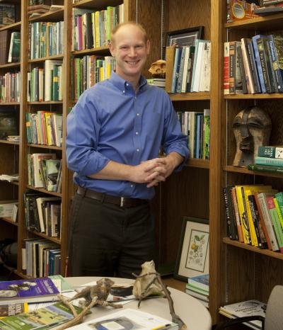 Nathaniel Dominy, Dartmouth Co [IMAGE] | EurekAlert! Science News Releases