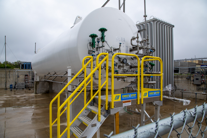 SwRI Liquid Hydrogen Storage T [IMAGE] | EurekAlert! Science News Releases