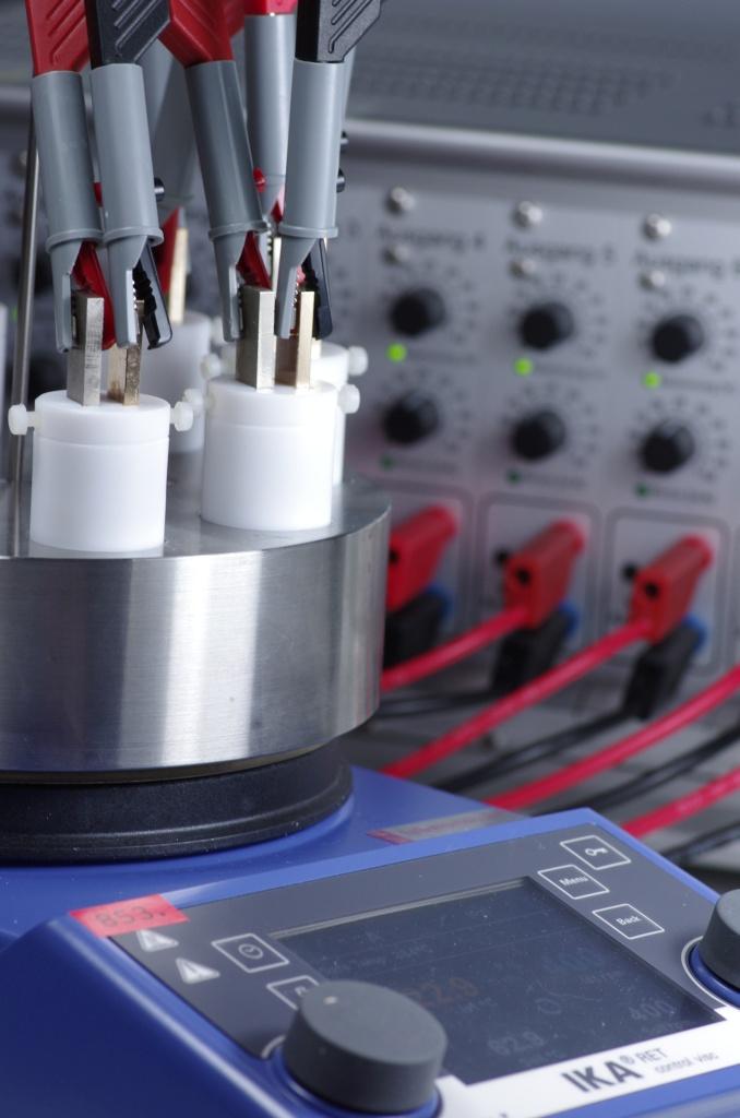 Screening Electrolyzer [IMAGE] | EurekAlert! Science News Releases