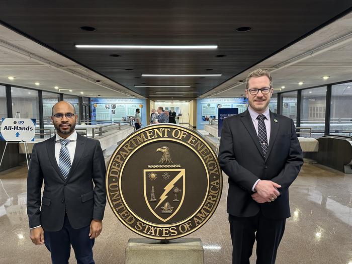 Syed and Gregorich in DC [IMAGE] | EurekAlert! Science News Releases