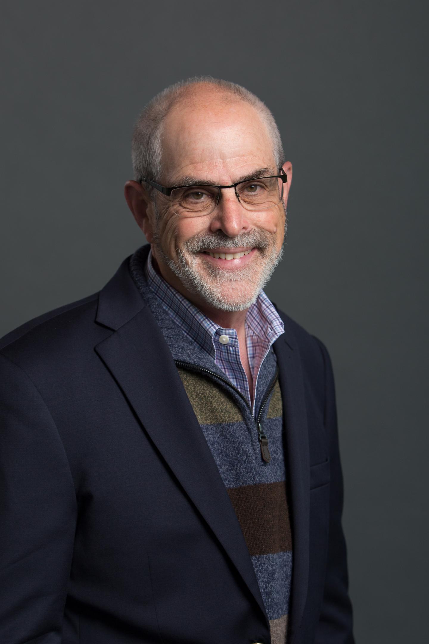 Gold Foundation award named in honor of Regen | EurekAlert!