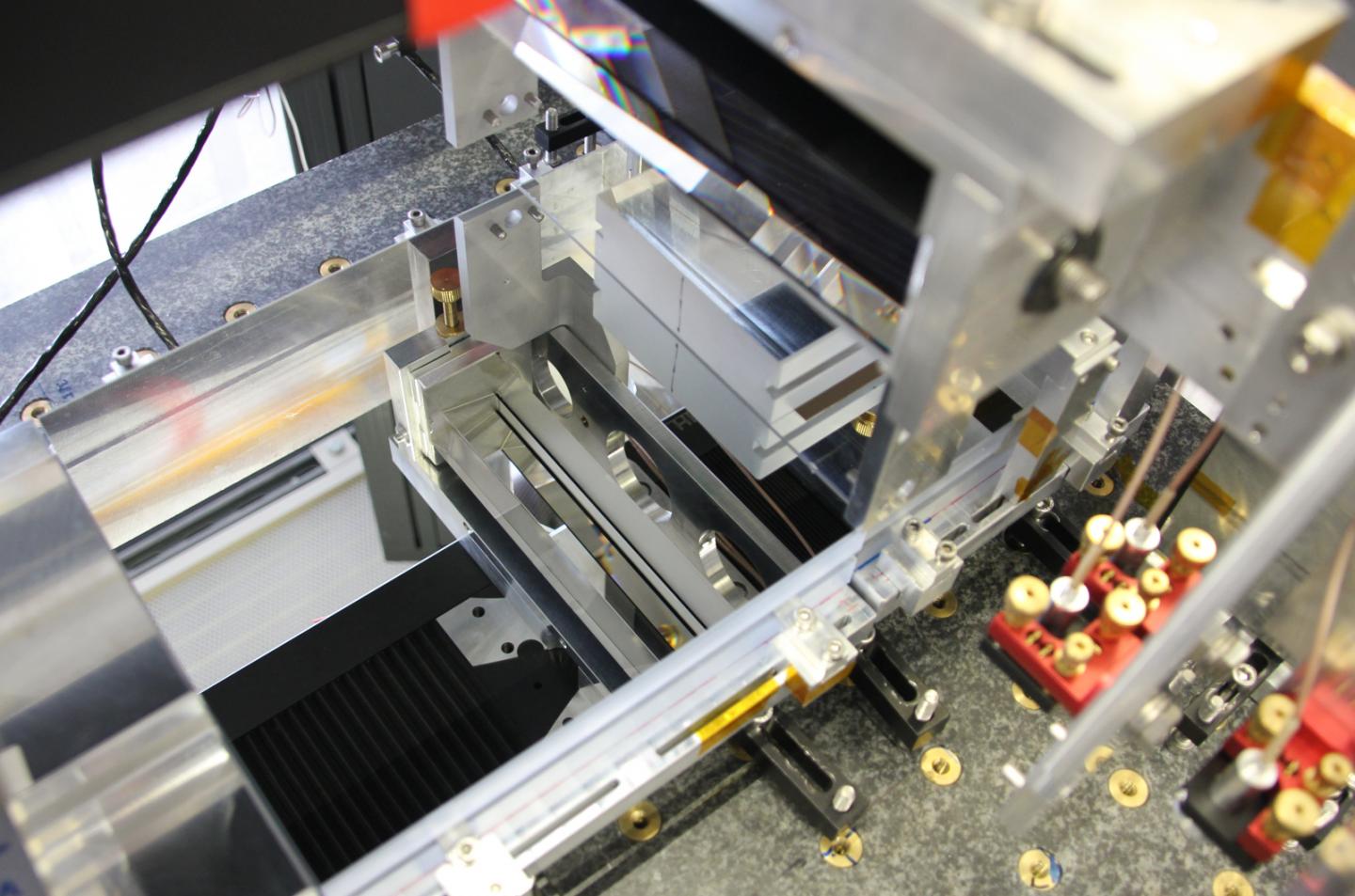 Neutron Experiment 2 [IMAGE] | EurekAlert! Science News Releases