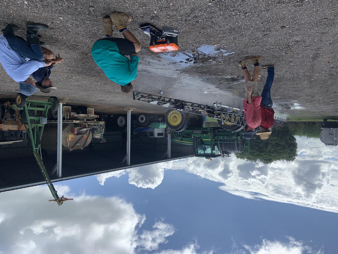 Spray rig [IMAGE] | EurekAlert! Science News Releases