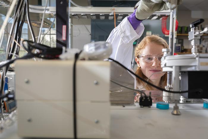 Ursula Jongebloed in Lab [IMAGE] | EurekAlert! Science News Releases