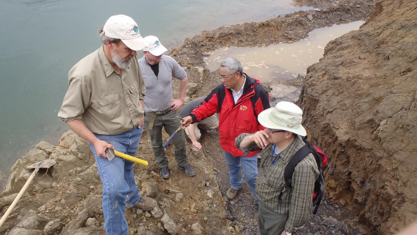 Fieldwork of the Researchers [IMAGE] | EurekAlert! Science News Releases