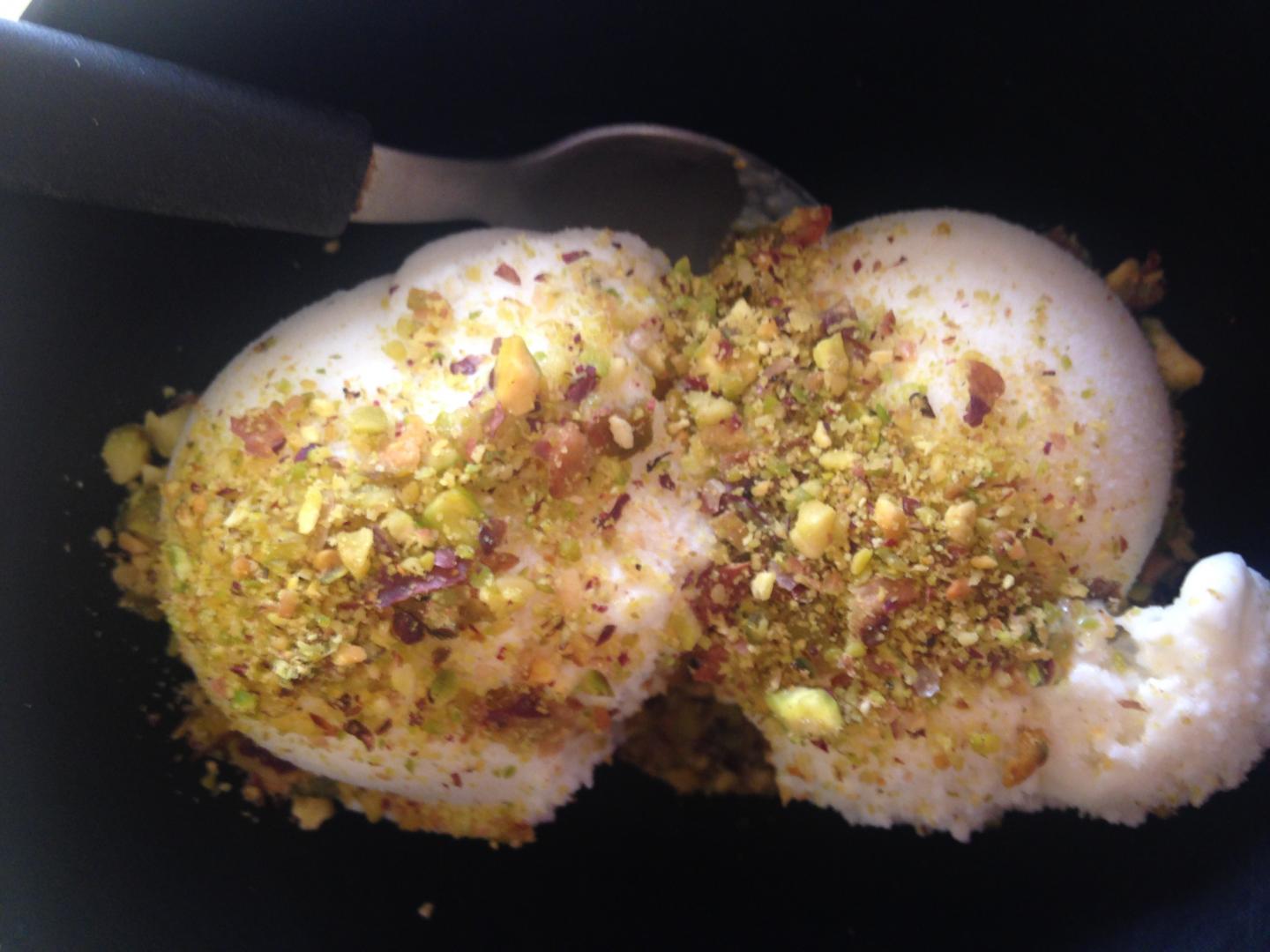 Food transports Syrian refugees' imaginations | EurekAlert!