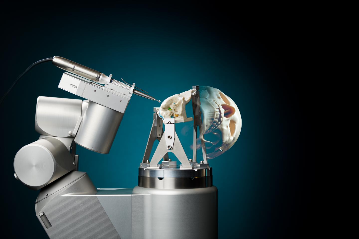 Skull Bone Surgery Robot [IMAGE] | EurekAlert! Science News Releases