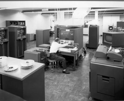 Historical Photo of the IBM 704 Computer Room | EurekAlert!
