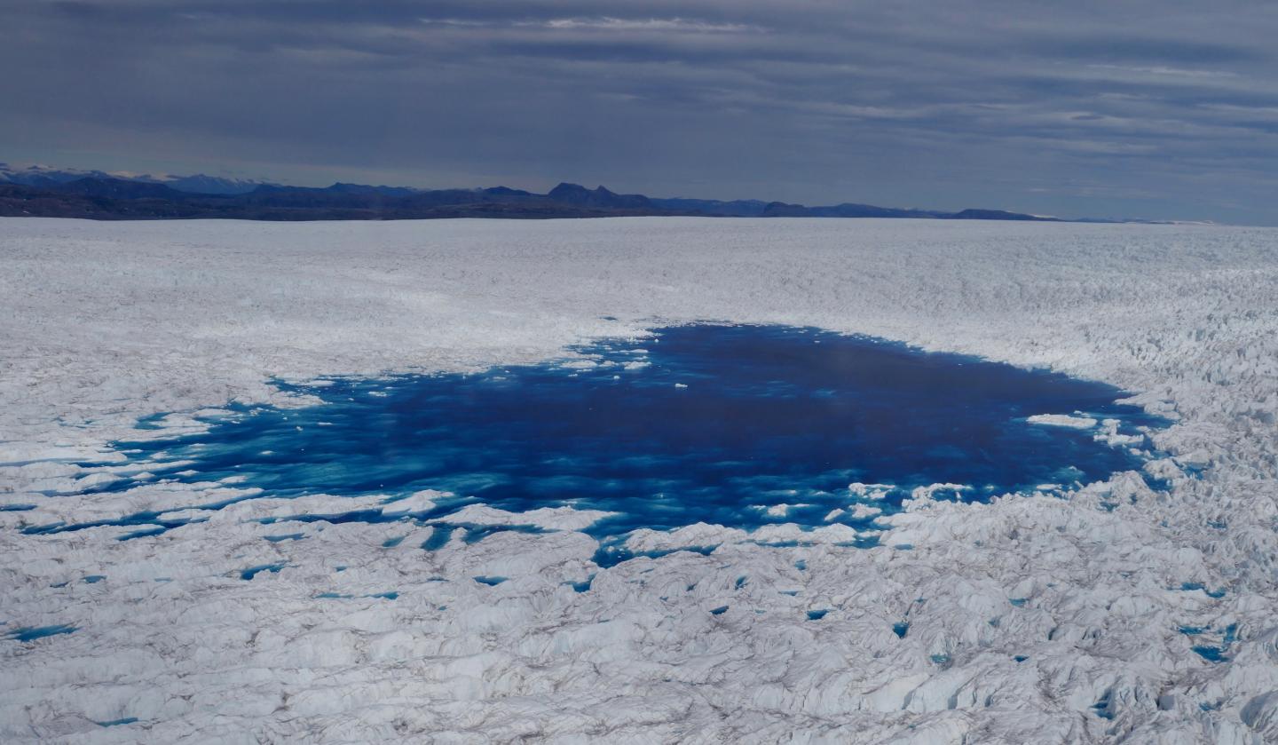 Meltwater Lake [IMAGE] | EurekAlert! Science News Releases
