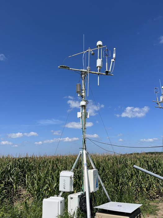 Eddy covariance system tower [IMAGE] | EurekAlert! Science News Releases