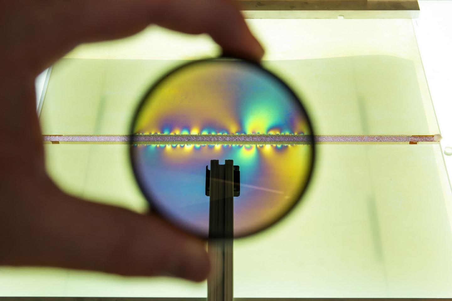 Making Earthquakes in the Lab [IMAGE] | EurekAlert! Science News Releases