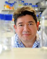 Prestigious medical training awards announced | EurekAlert!