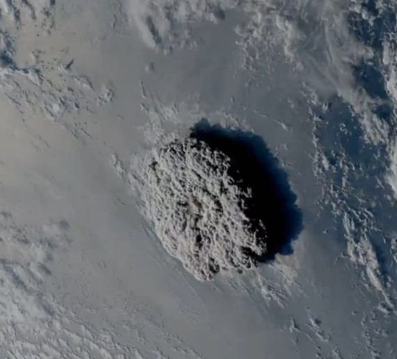 Tonga 100 minutes after erupti [IMAGE] | EurekAlert! Science News Releases
