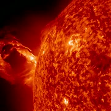 NASA Sees a Circular Coronal Mass Ejection | EurekAlert!