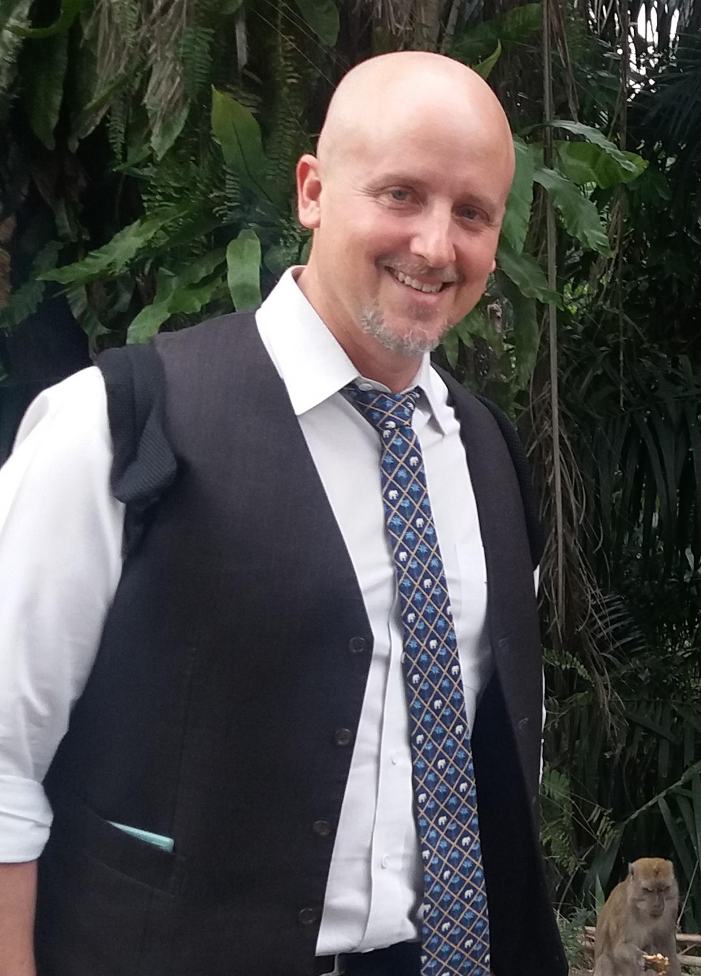 Bruce Russell, University of O [IMAGE] | EurekAlert! Science News Releases