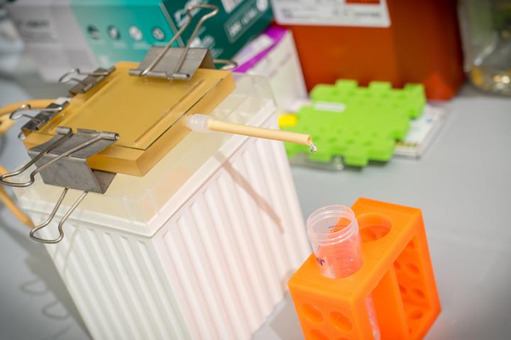 Microfluidic Device Sorts Tumo [IMAGE] | EurekAlert! Science News Releases