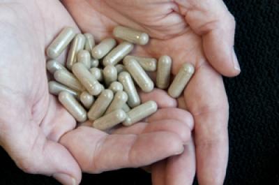 Saw Palmetto Capsules [IMAGE] | EurekAlert! Science News Releases