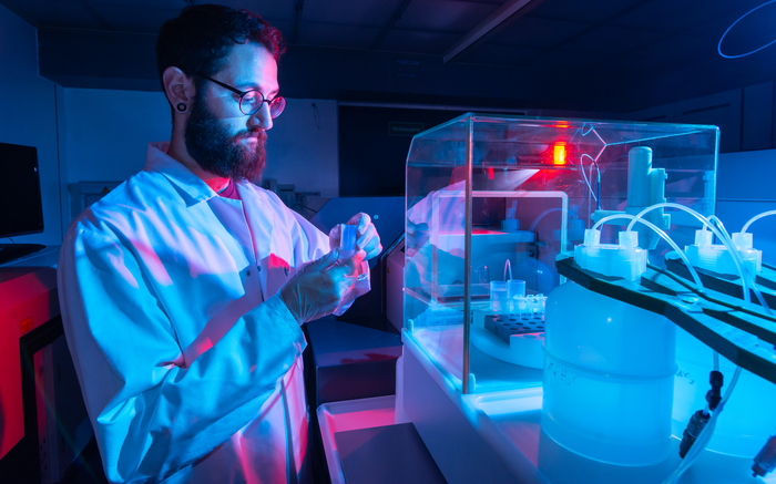 Sample preparation [IMAGE] | EurekAlert! Science News Releases