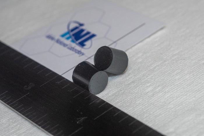 U.S. researchers fabricate commercial grade u | EurekAlert!