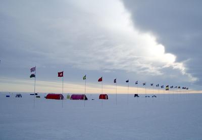 Camp NEEM [IMAGE] | EurekAlert! Science News Releases