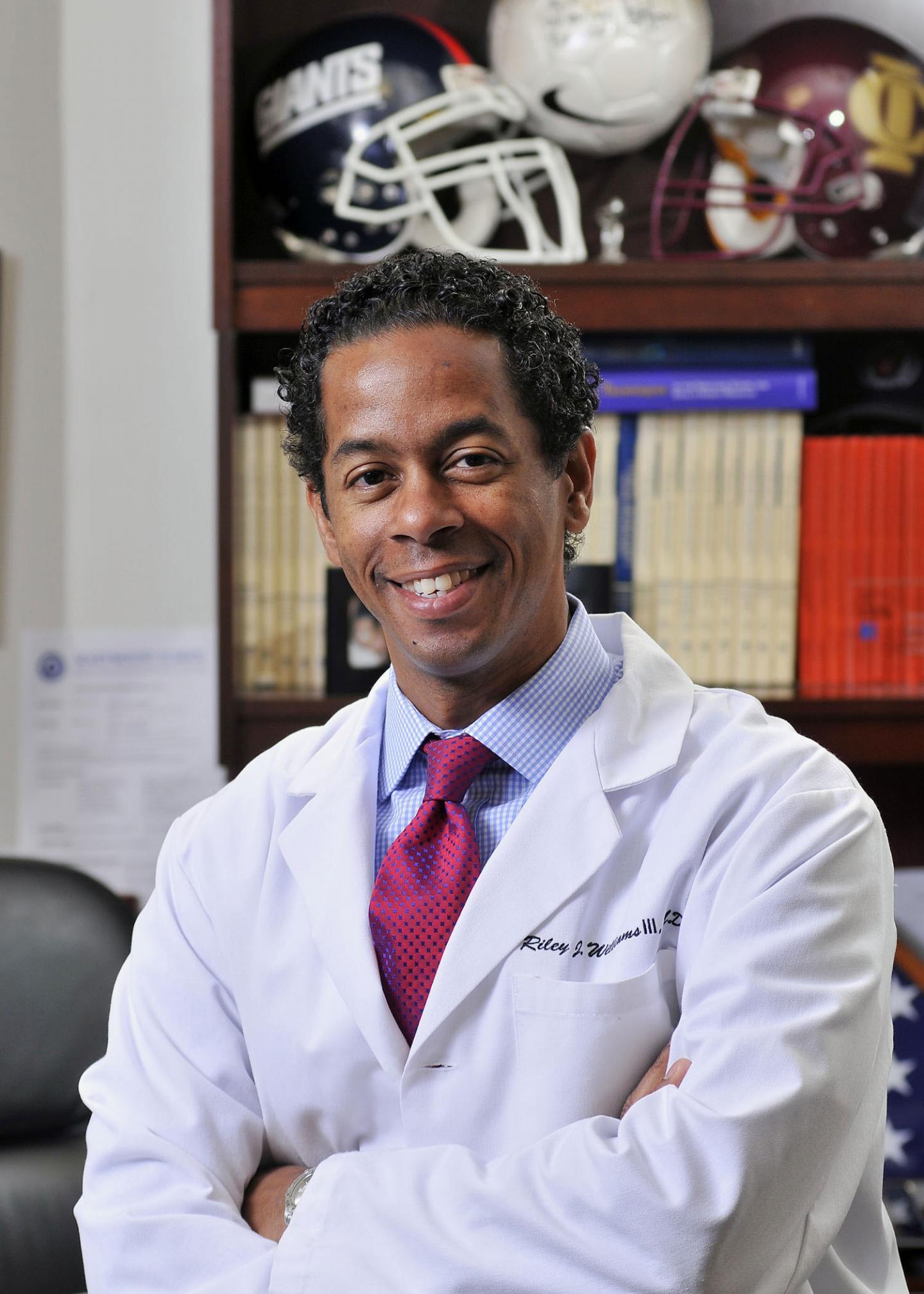 Procedures to repair knee cartilage show prom | EurekAlert!