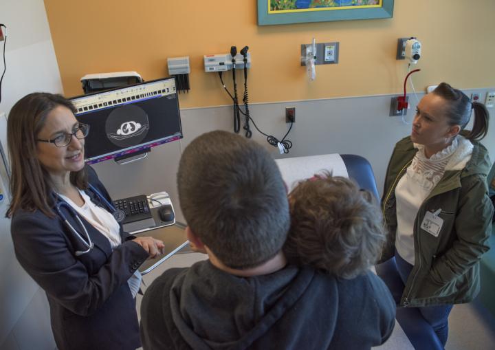 Dr. Sholler and the Chambers f [IMAGE] | EurekAlert! Science News Releases