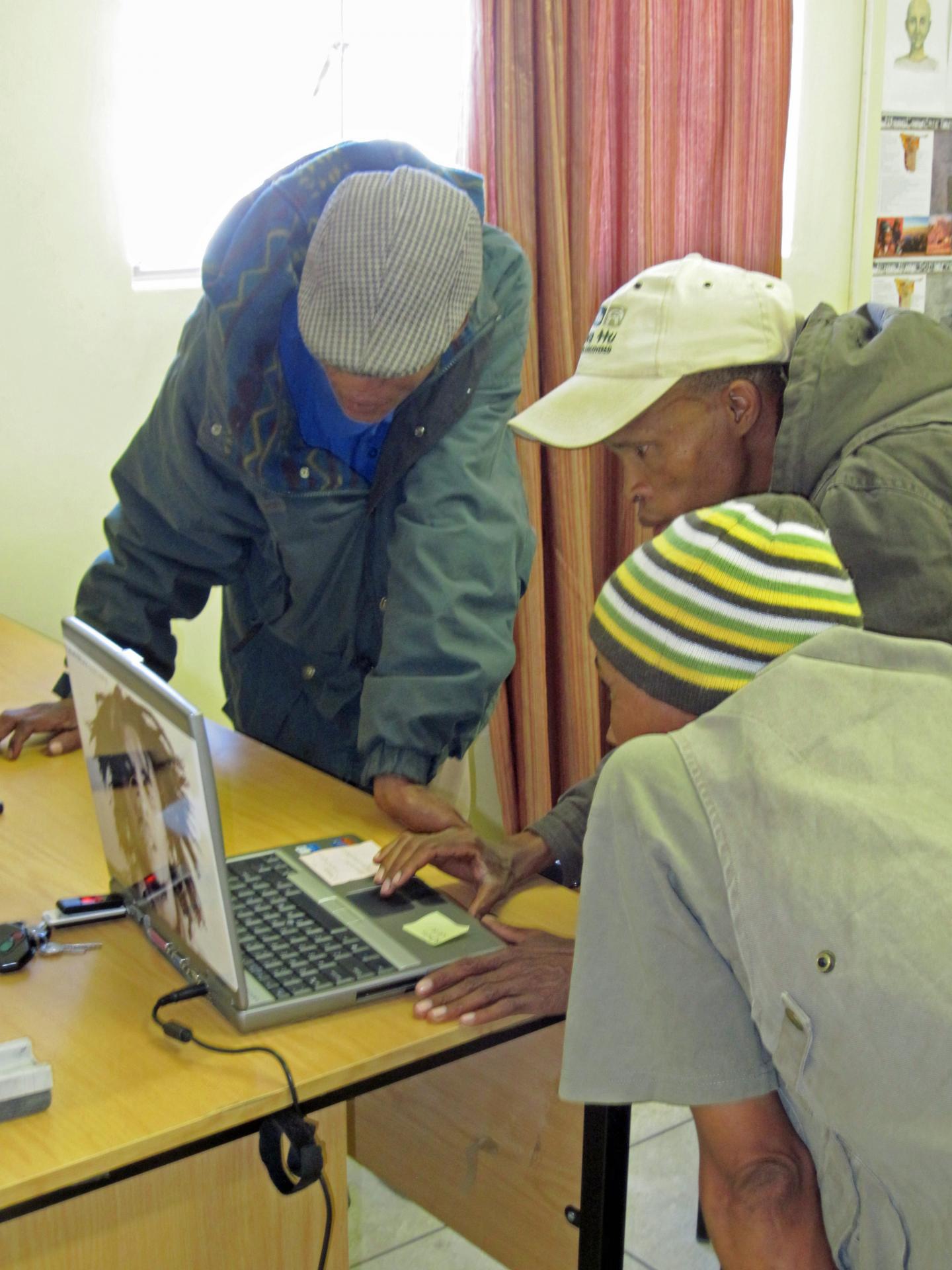 Bushmen as Translators [IMAGE] | EurekAlert! Science News Releases