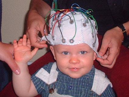 EEG Babies Learning [IMAGE] | EurekAlert! Science News Releases